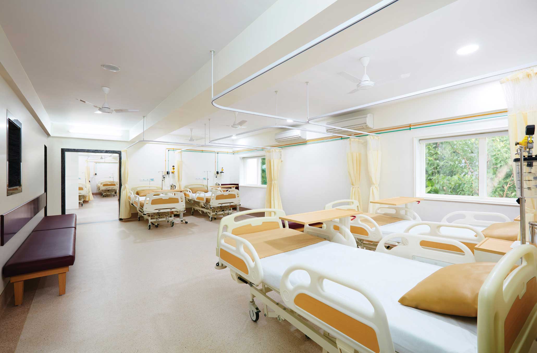 Bi-Plane Digital Cathlab in Delhi | Max Hospital